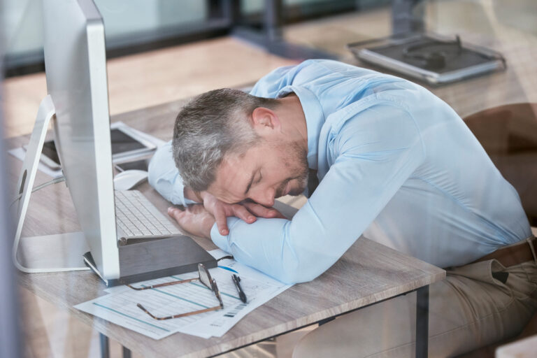 Examine the Deep Relationship Between Stress and Productivity
